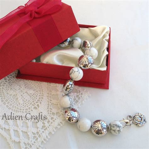 Howlite Gemstone Bracelet