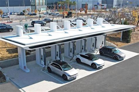 ရန်ကုန် မန္တလေး အမြန်လမ်း‌ နှင့် မန္တလေးတို့တွင် Ev Charging Station မ