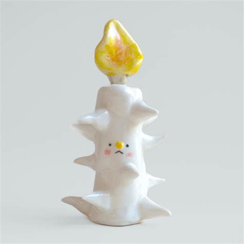 트라우마 지금은 자상한 남편과 귀여운 아들이 있는 행복한 아내로 살고 있지만 나는 심각한 트라우마가 있다 그 트라우마를 이렇게 글로 써서 보는 건 아마도 처음이다 몇