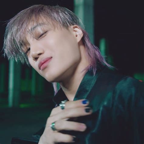 Kai 开 Mmmh Mv