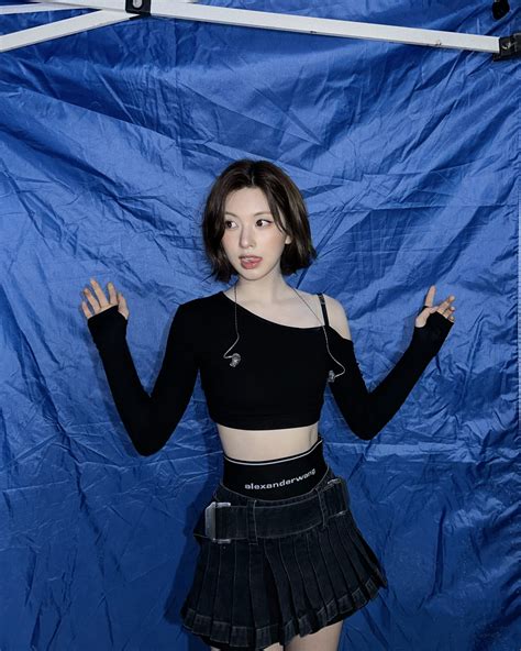 [잡담] 아니 배이 허리 실화야 인스티즈 Instiz 연예 카테고리