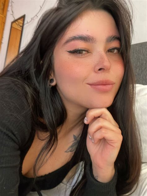 Gabrielarodriguez777 Cam Model Free Live Sex Show And Chat Stripchat