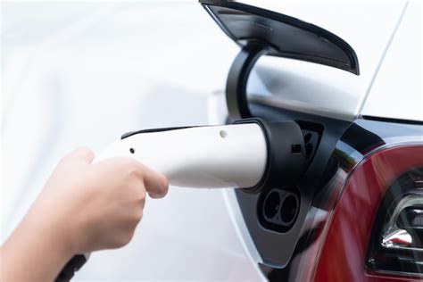 Images de Recharge Par Induction Voiture Téléchargement gratuit sur Freepik