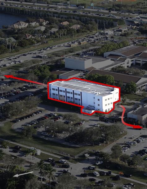 What Happened In The Parkland School Shooting The New York Times