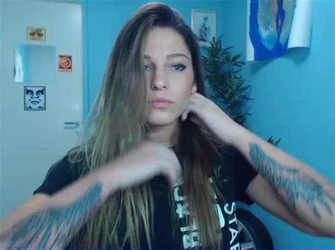 Amazingbluesky 2016 11 17 Yoga Pants Ass Flash