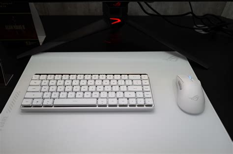 Rog Azoth Gaming Keyboard Rog Ces Booth Visit Strix Gaming Laptops Oled Gaming Displays An