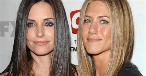 Cougar Town Courteney Cox Et Jennifer Aniston Bientôt Réunies