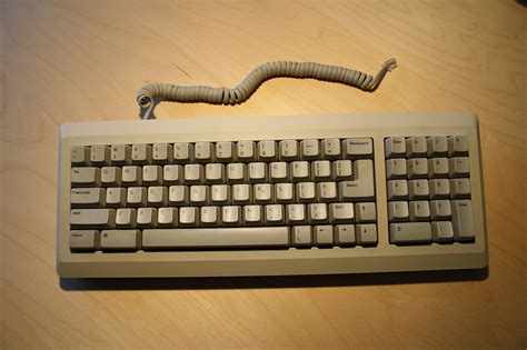 Macintosh Plus Keyboard M0110a 1986