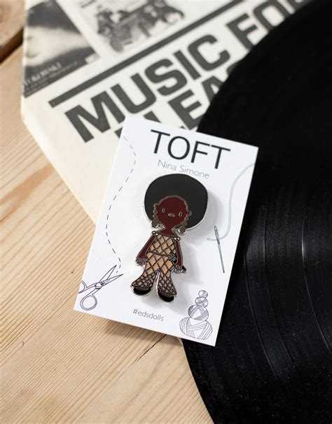 Nina Simone Pin Badge Toft