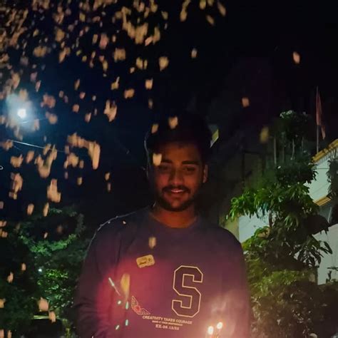 Shafi Shaik Shafi1903 • Threads Say More