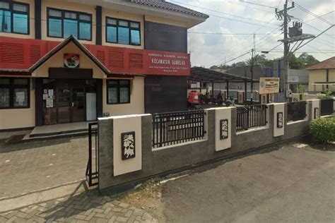 Jaraknya 53 Km Dari Pusat Kota Inilah 10 Kecamatan Terujung Di
