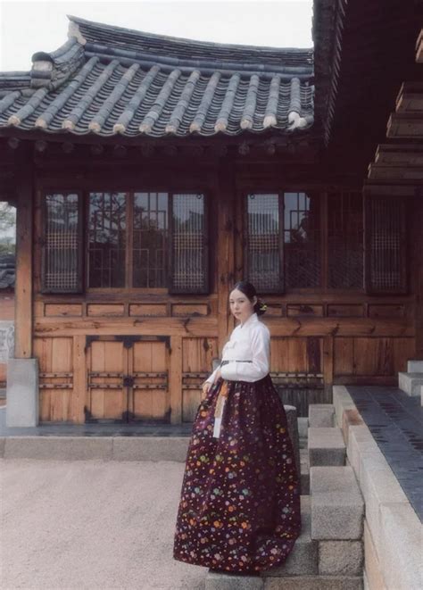 Actress Min Hyo Rin Crowned Most Beautiful In Hanbok Captivates Fans
