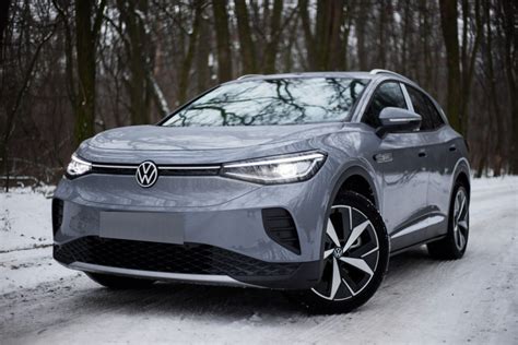 Які нові електрокари купували українці у грудні рейтинг AMPERCAR