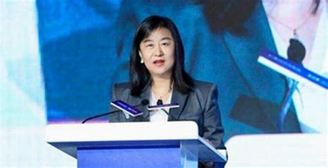 央行再迎女性副行长，70后陶玲曾参与并推动资管新规制定腾讯新闻