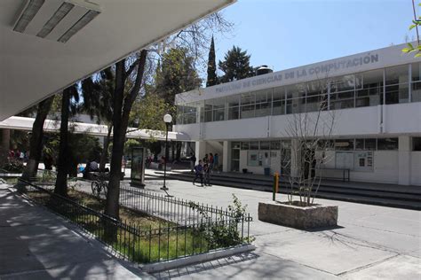 La Buap Oferta Licenciaturas Con Calidad Y Pertinencia Social En Sus
