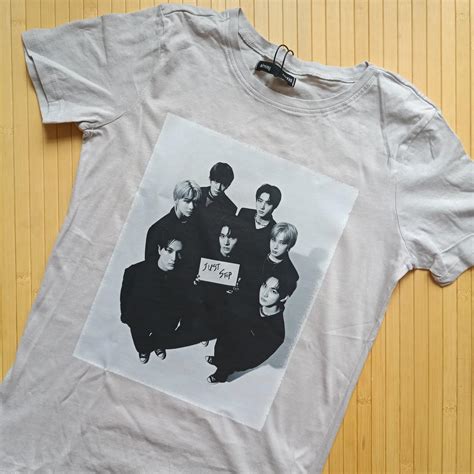 Футболка Енхайпен Enhypen сіра Id 2216912720 цена 490 ₴ купить на Prom Ua