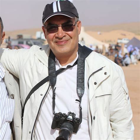 مع الاستاذ Bachir Hadji متعة الاستكشاف والتعلم بارك الله فيك محمد علي