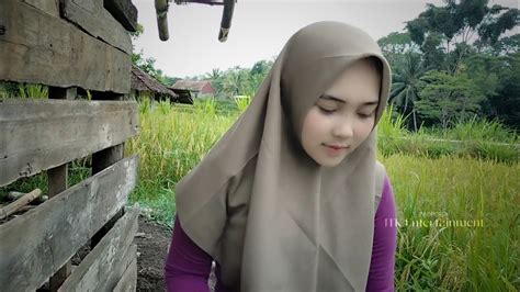 SEJUTA ORANG PASTI TERPESONA MELIHAT KECANTIKAN NENG WULAN JANDA DESA