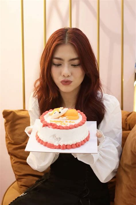 Bini Mikha Quick Jollibee Save