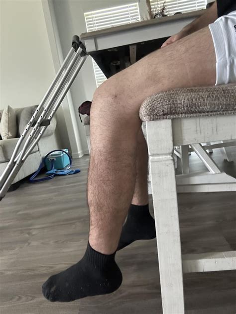 4 Weeks Post Op R Acl