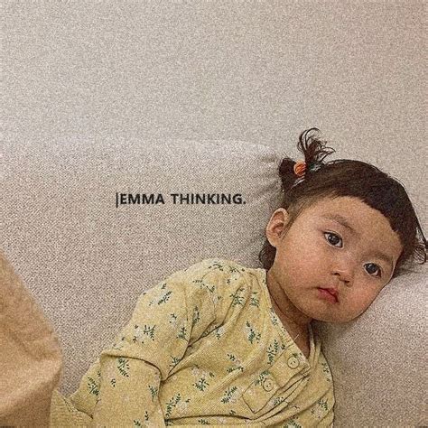Emma Thinking Colombo