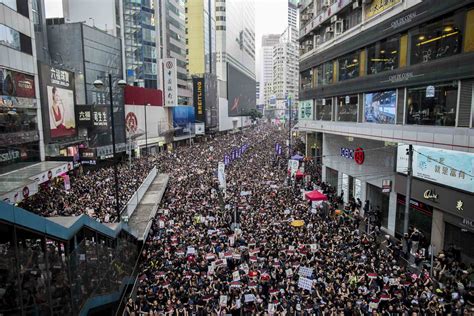 我們來自台灣，在香港訪談「兩百萬分之一百」人｜端傳媒 Initium Media