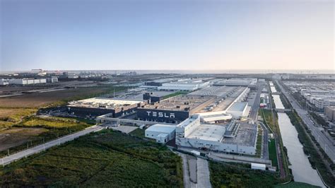 Tesla To Expand Chinese Footprint By Opening New Plant In Shanghai