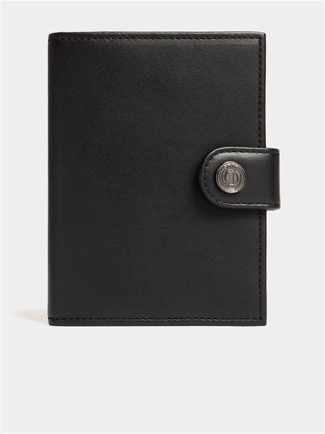 Fabiani Mens Black Pebble Leather Passport Wallet