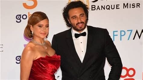 هشام عاشور نيللى هتفضل حبيبتى