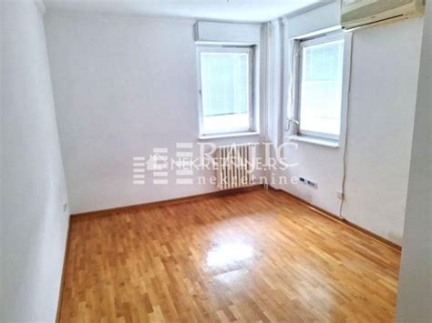 Centarkalemegdan93m230terasa Pogled Na Dunav 4035 Nekretnine