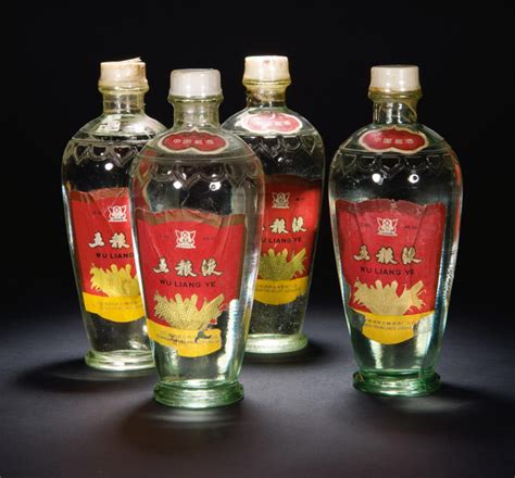 年份老五粮液回收价格一览表 【烟台名奢金服】
