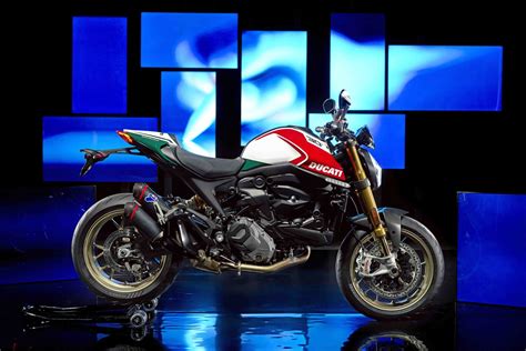 Ducati Monster 30º Anniversario il simbolo delle moto naked Auto Tecnica