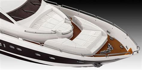 Сборная модель Моторная яхта Luxury Yacht 108 ft, 1:72 - 05145R ...
