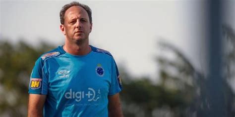 Cruzeiro E Ronaldo Perdoam Ceni E Retorno Triunfal Gera Revolta