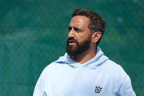 Il Faut Aussi Faire Barrage Au Front Populaire Cyril Hanouna Charge