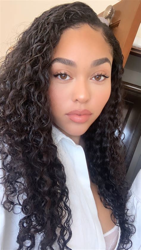Jordyn Woods Shows Off Natural Curls On Instagram See Photo