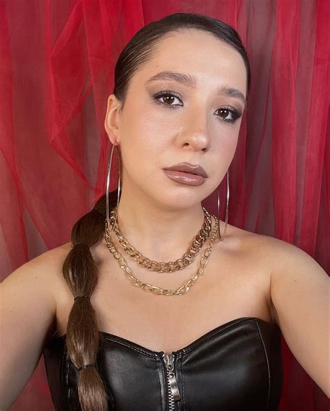 Фотосессия в корсете кожаный корсет вечерний макияж