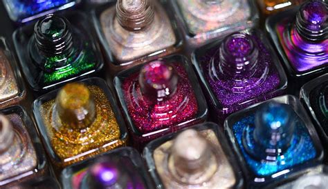 Ilnp Alice Blue To Gold Magnetic Shimmer Nail Polish