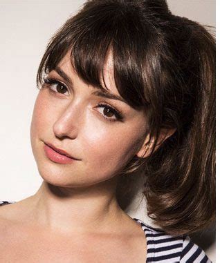 At Ts Lily Actress Milana Vayntrub Gets Support From An Advertising Peer