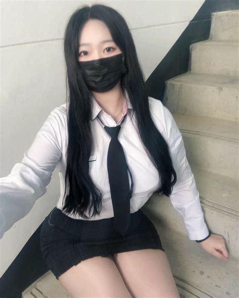 몸매좋은 여자에 있는 준홍 이님의 핀 여자 교복 교복 패션 교복 스타일