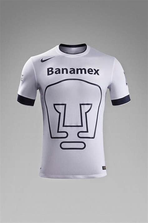 Pumas Presenta Su Nuevo Uniforme Al Minuto