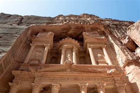 요르단 페트라의 고대 도시에 있는 Alkhazneh의 모습 0명에 대한 스톡 사진 및 기타 이미지 0명 Unesco 조직된