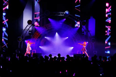 客席の笑顔と心つながる距離のシンデレラライブ。「the Idolmster Cinderella Girls Unit Live Tour