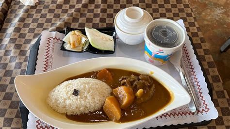 亨利咖哩屋餐廳的菜單評論圖片 台中市西區好吃CP值超高的餐廳 愛玩記