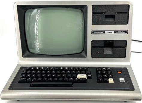 Used Vintage Radio Shack Trs 80 Computer Model Iii Powers On Clean Read Ubb Threads