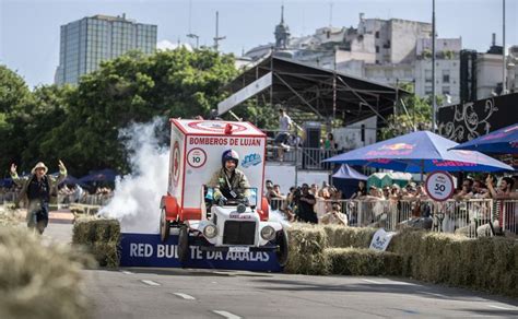 30 Mil Espectadores Se Congregaron Para Ver La Red Bull Carrera De