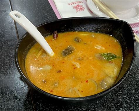 Hong Kong Kowloon City Thai Food Restaurant Hot Sour Spicy Seafood Tom