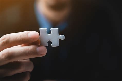 누락 된 직소 퍼즐 조각 최종 퍼즐 조각을 완료하기위한 비즈니스 개념 개념에 대한 스톡 사진 및 기타 이미지 개념 개념과 주제 검색 Istock