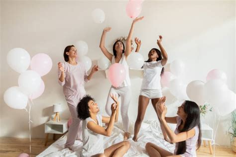 950 Korean Girl Dancing Fotos De Stock Imagens E Fotos Royalty Free