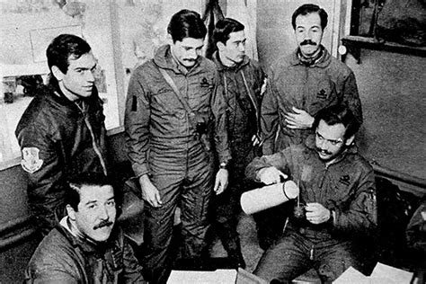 Así fue el último vuelo del Chino Cimbaro héroe de Malvinas Infobae